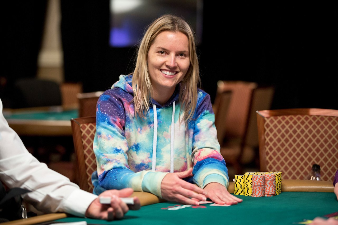 Razz & Ladies Championship Final Table Live on Twitch | PGT