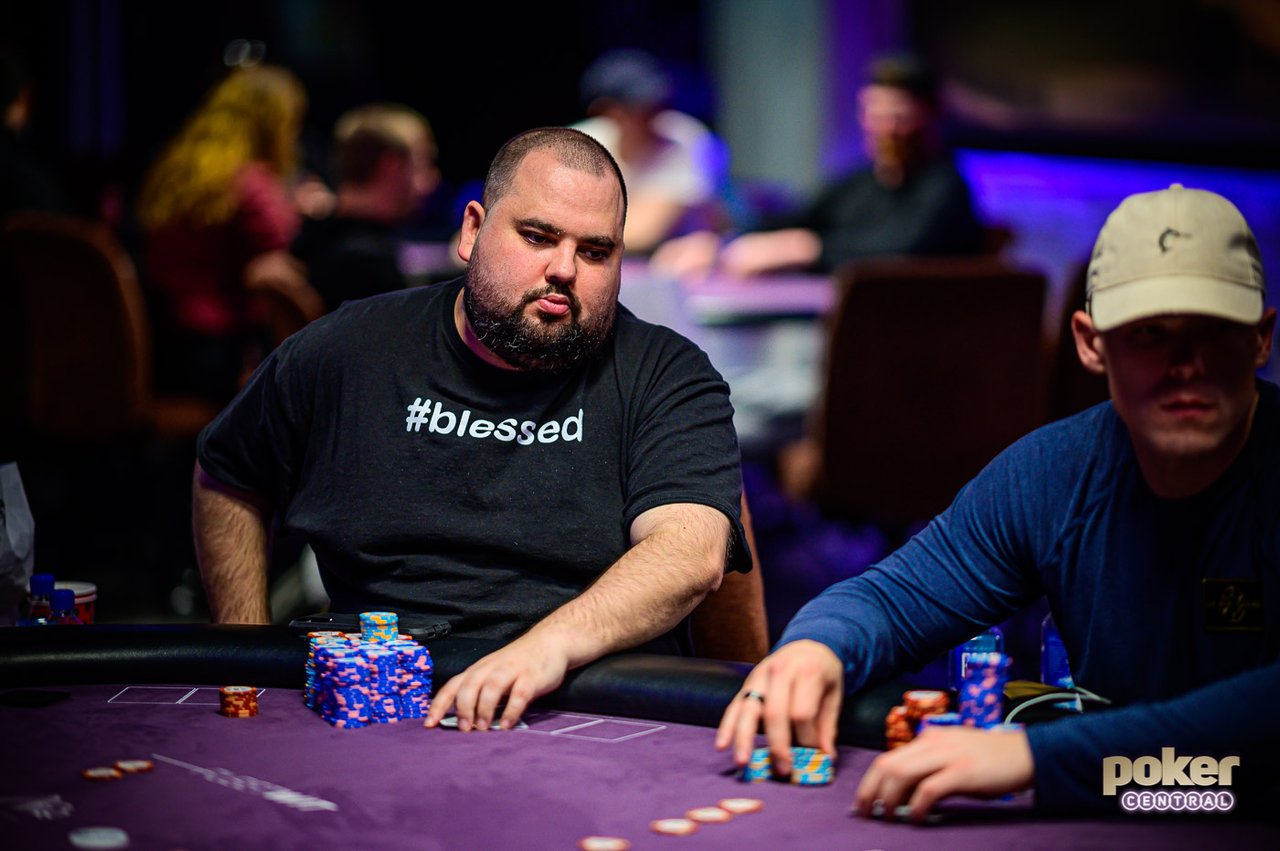 Chris Hunichen Leads Event #10 Final Table | PGT