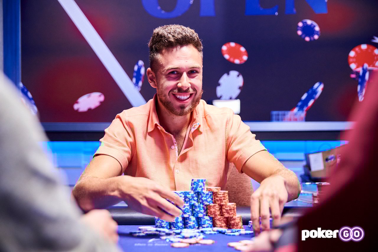 Sean Perry leads the final six players of Event #4 $10,000 Big Bet Mix ...